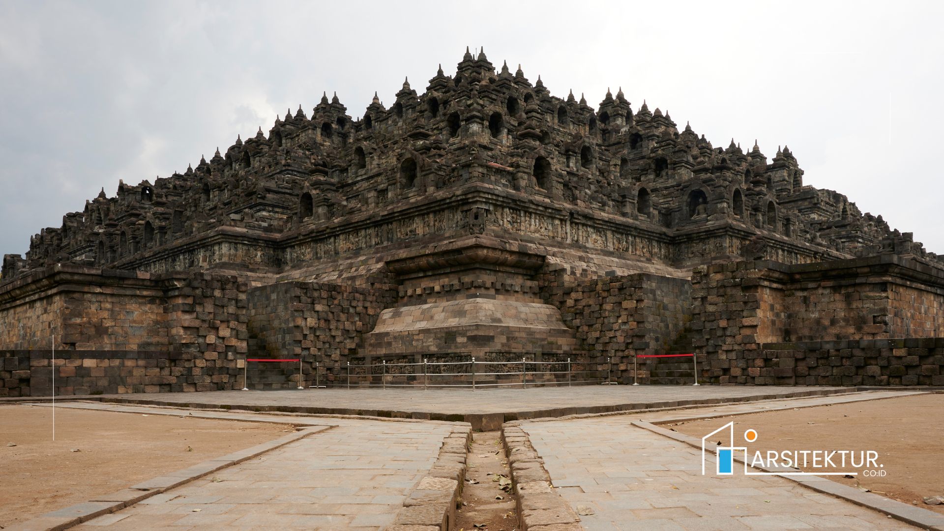 Bangunan Bersejarah Di Indonesia - Arsitektur